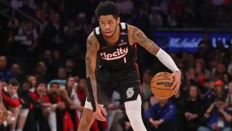 Houston Rockets Trade Rumors Connect Team with 26-Year-Old Scoring Threat